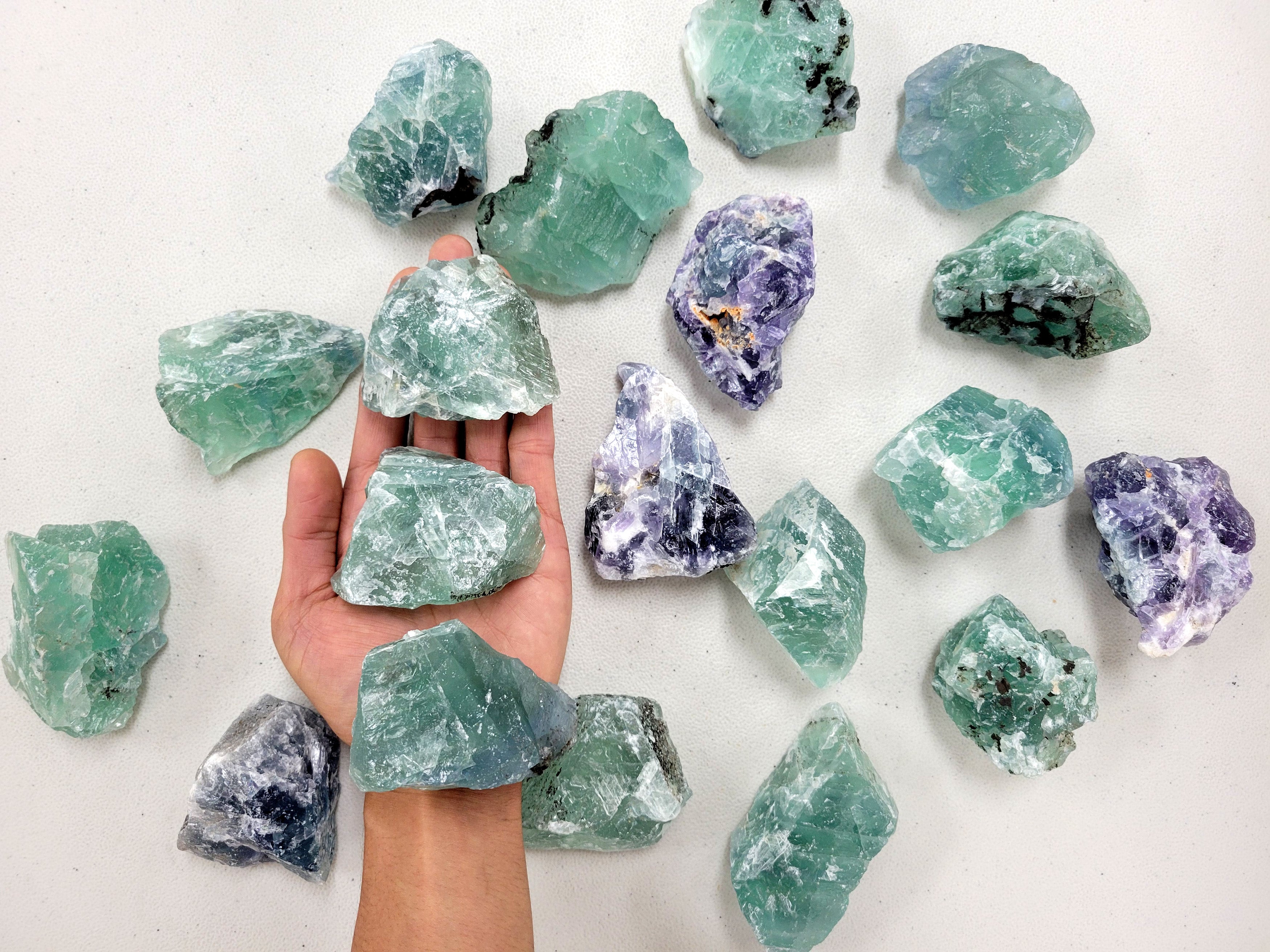 LARGE CRYSTAL SPECIMENS – VINACRYSTALS