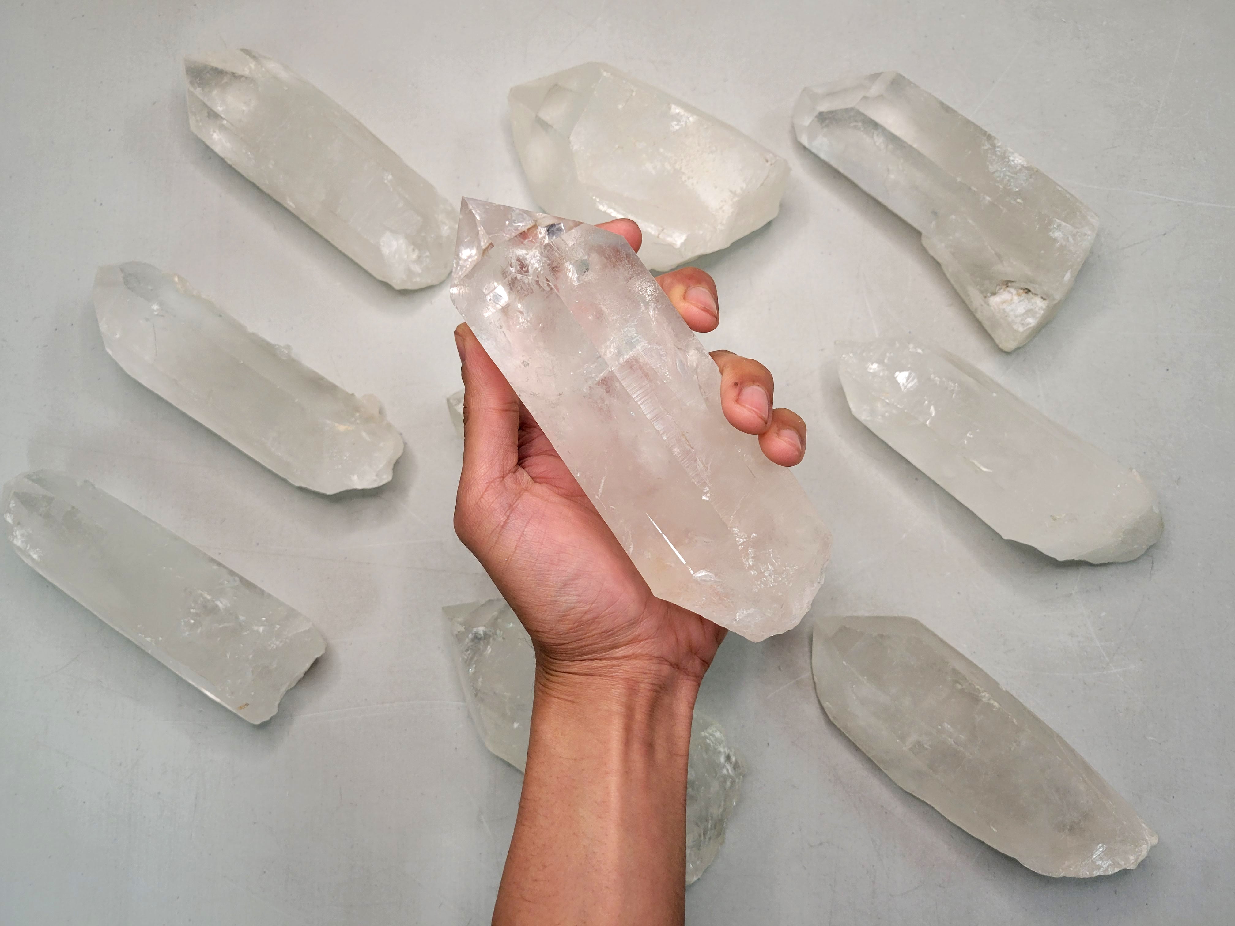 Giant Quartz Crystal Point Specimen - Raw Quartz Crystal – VINACRYSTALS